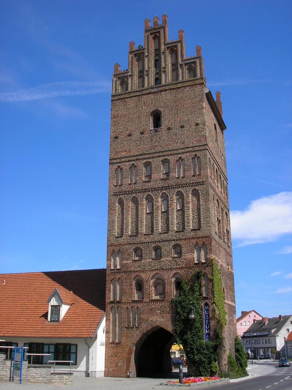 Anklam: Stadtspaziergang (mit Otto-Lilienthal-Museum) | GPS Wanderatlas