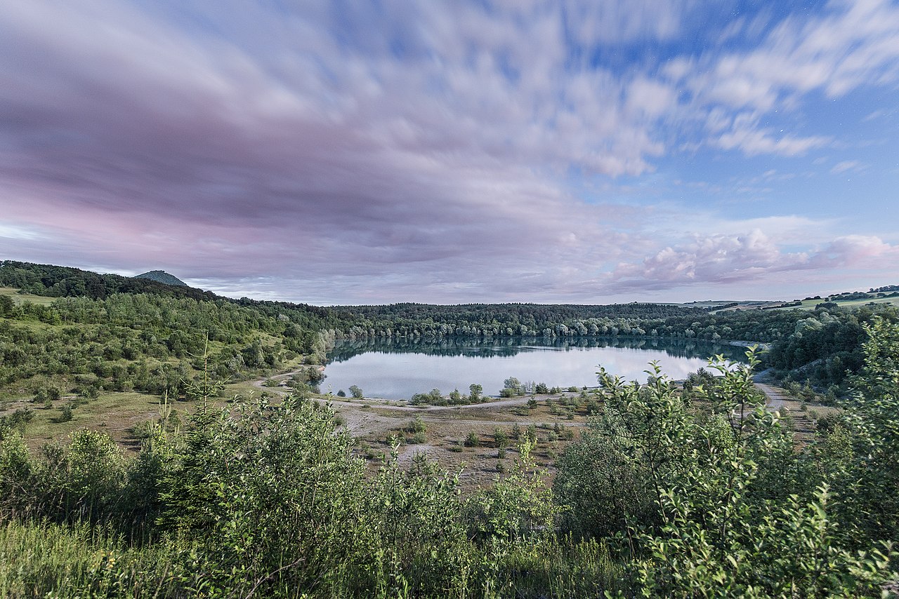 Rundtour zum Binninger Baggersee und auf den Hohenhewen | GPS Wanderatlas