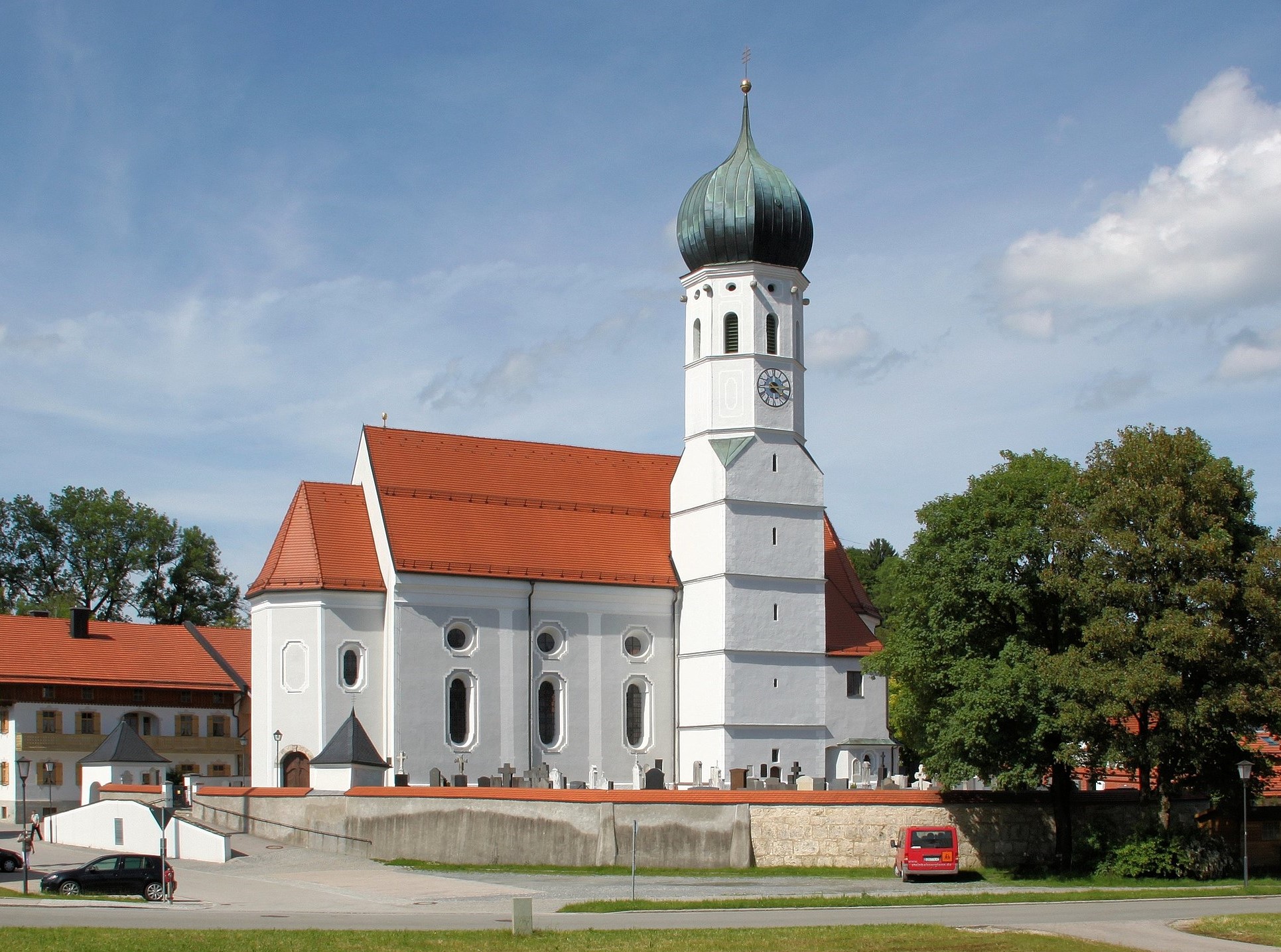 Wanderung zur Kirche und Kapelle St. Emmeram (Kleinhelfendorf) | GPS ...