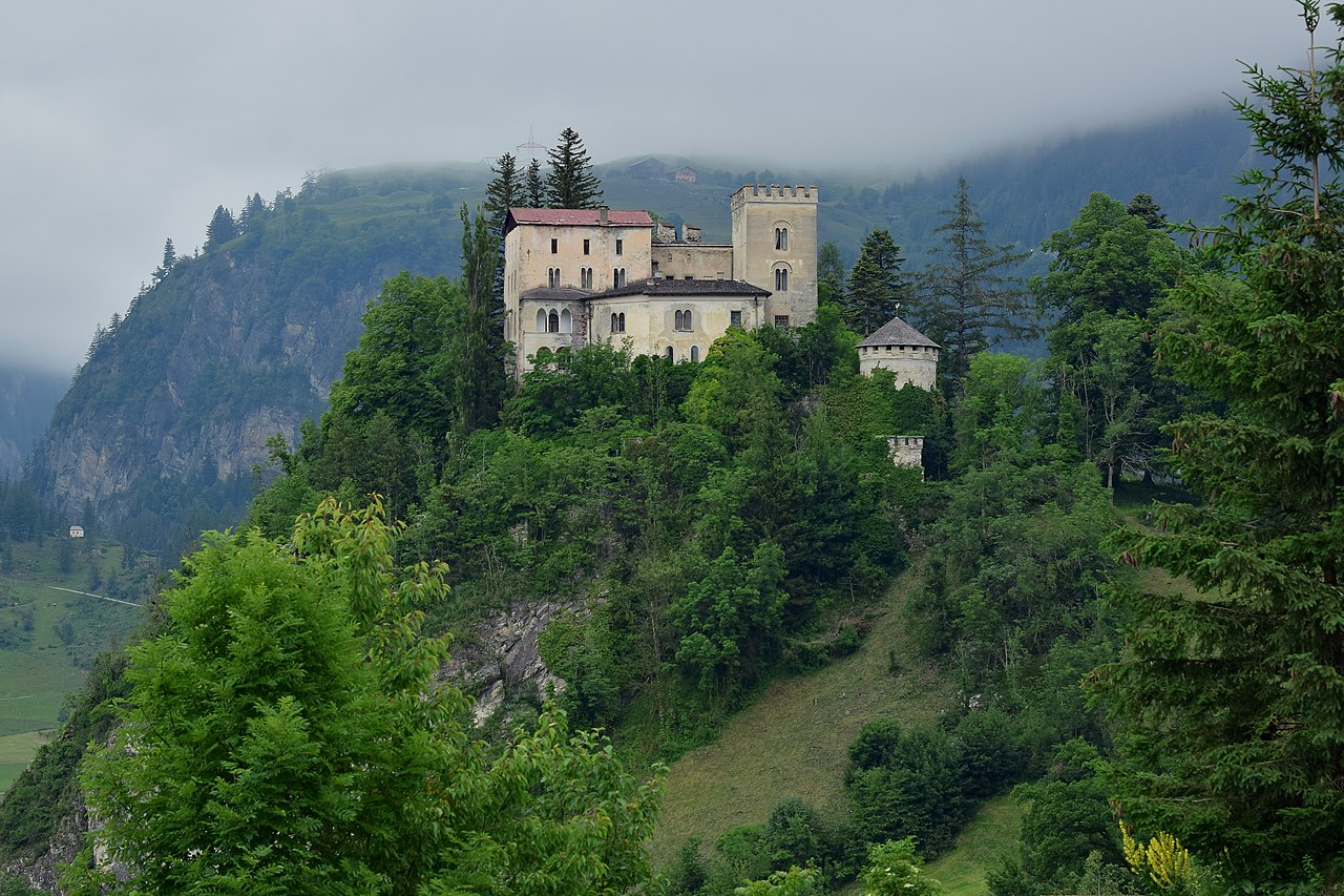 Tour von Matrei zum Schloss Weißenstein | GPS Wanderatlas