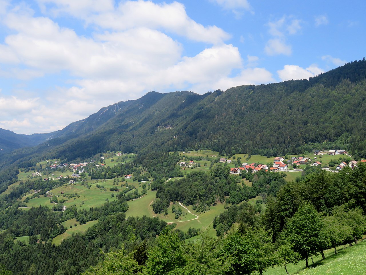 Wanderung durch die Jelovica | GPS Wanderatlas